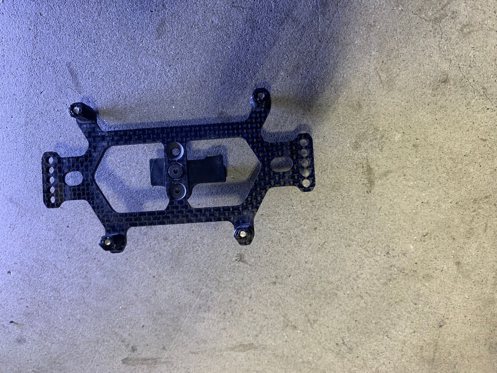 Schelle b6 carbon battery mount with fan mount - R/C Tech Forums