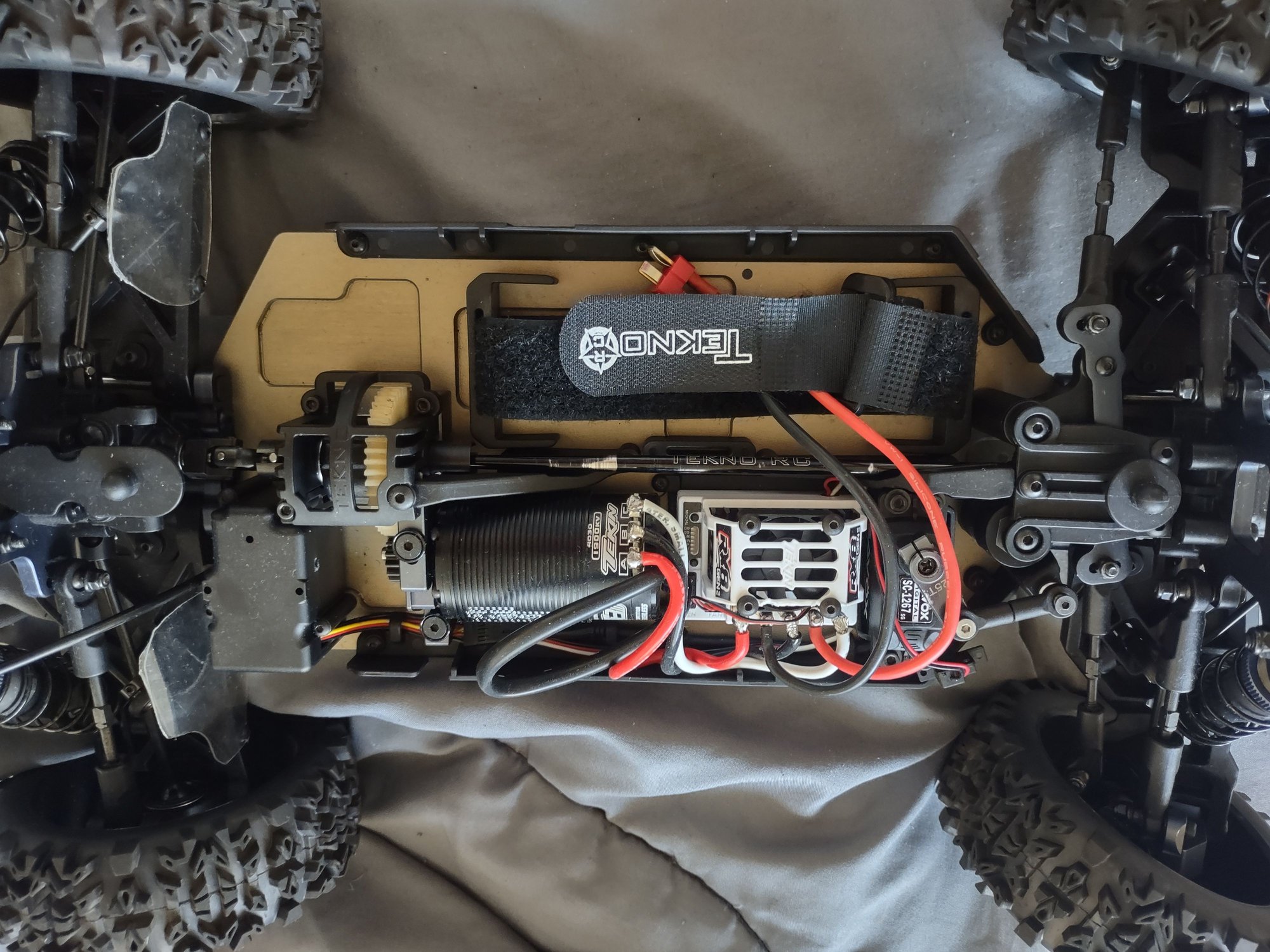 Tekno EB48 2.0 RTR buggy - R/C Tech Forums