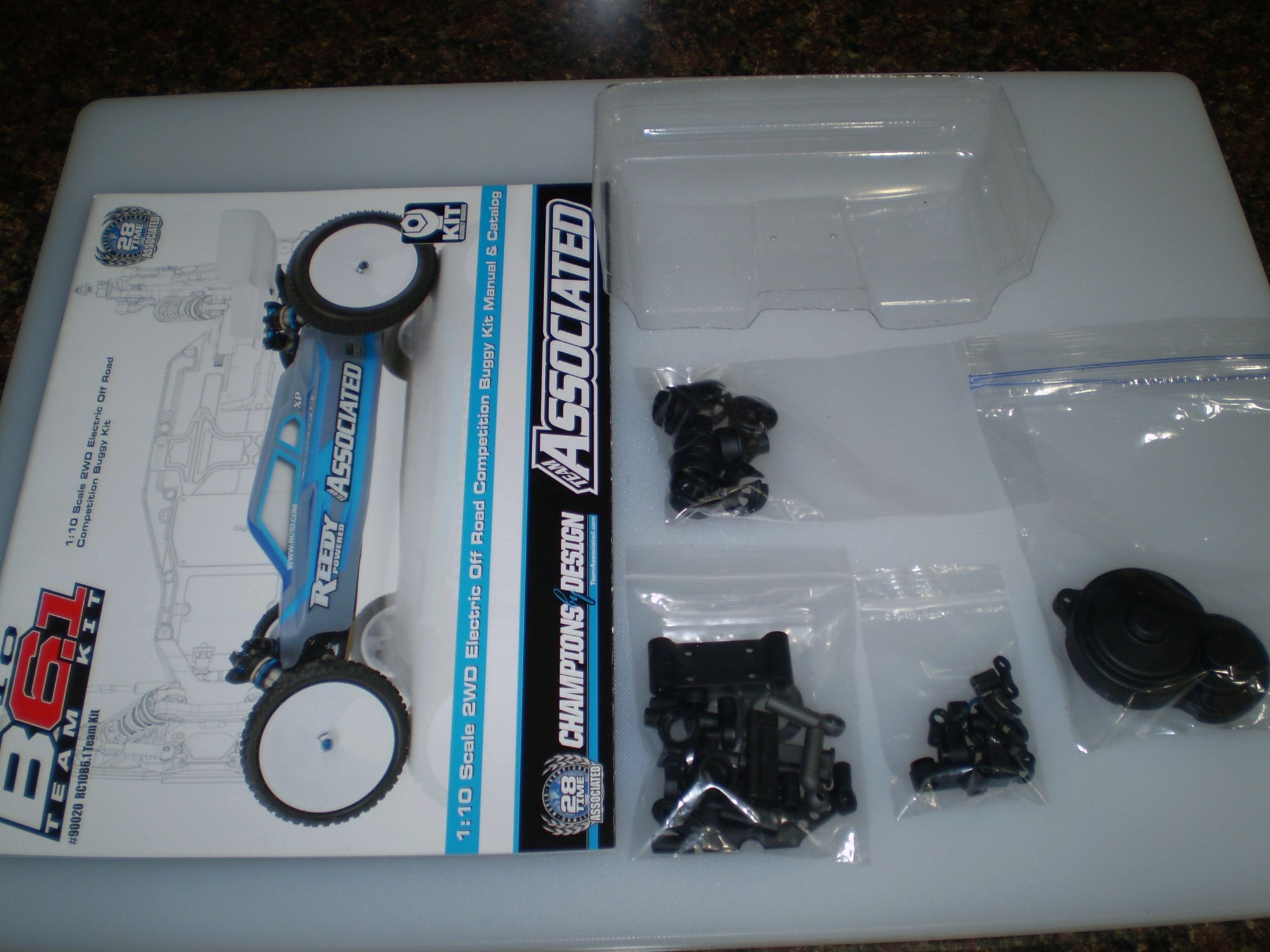 TEAM ASSOCIATED B6.1 BRAND NEW BUILT - R/C Tech Forums