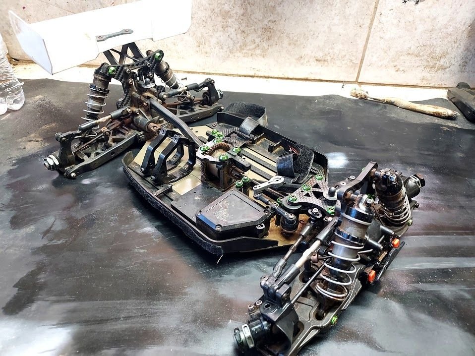 Agama E Truggy , Buggy and Nitro's - R/C Tech Forums