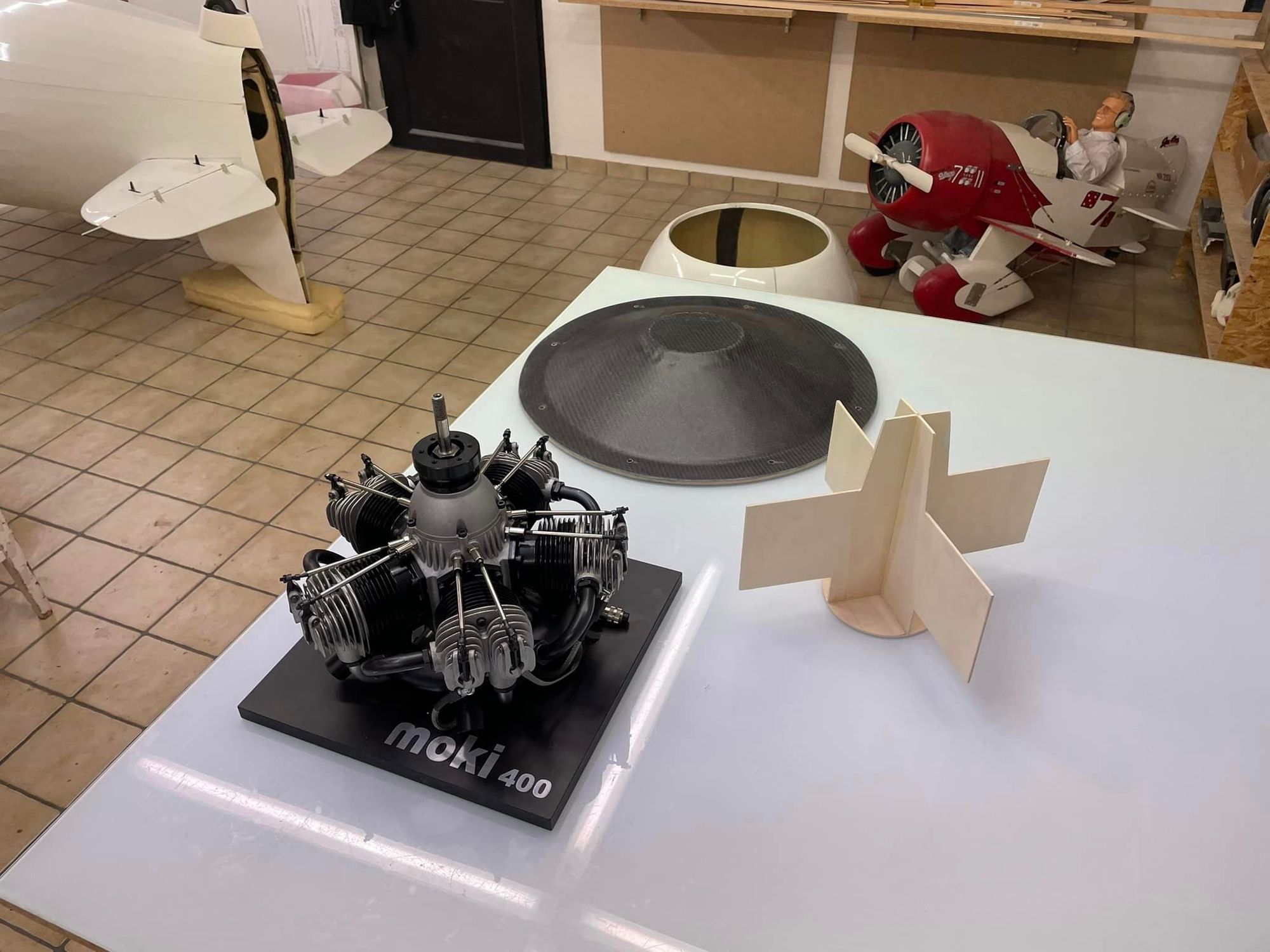 50% GeeBee R2 powered by MOKI 400 radial - Page 5 - RCU Forums