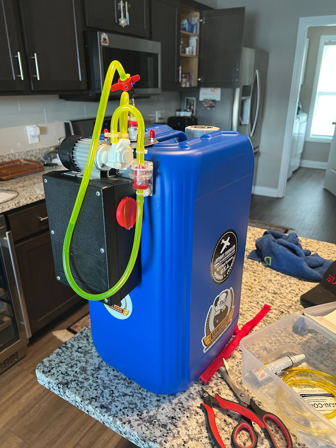 How To: Build a variable rate, reversible Fueling Station for you Jet ...