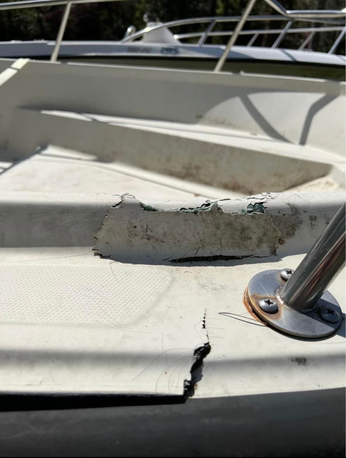 The Hull Truth - Boating and Fishing Forum - Boston Whaler Hull damage ...