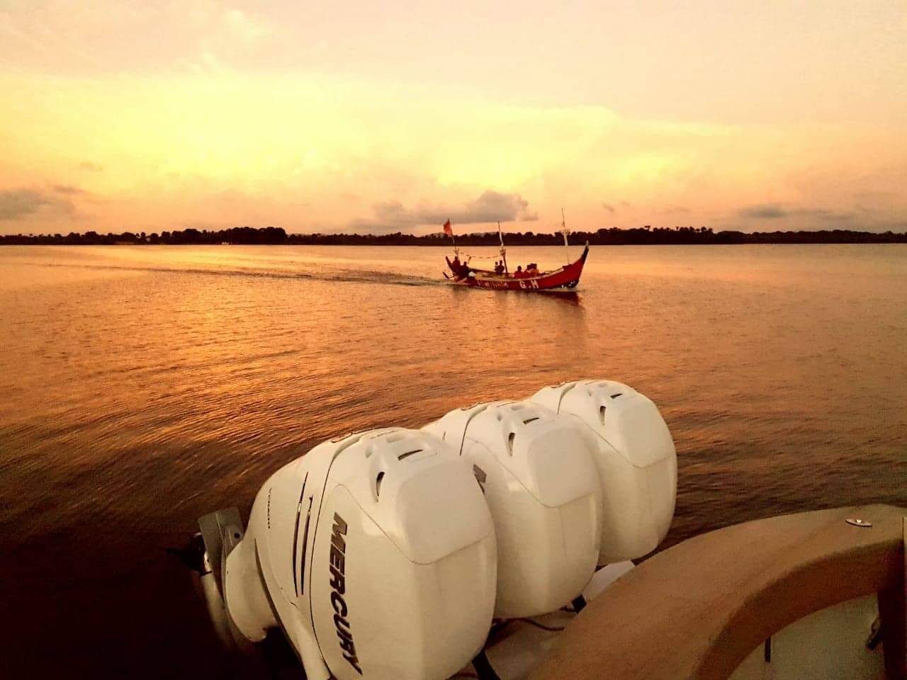 The Hull Truth - Boating and Fishing Forum - 41 express triple outboard ...