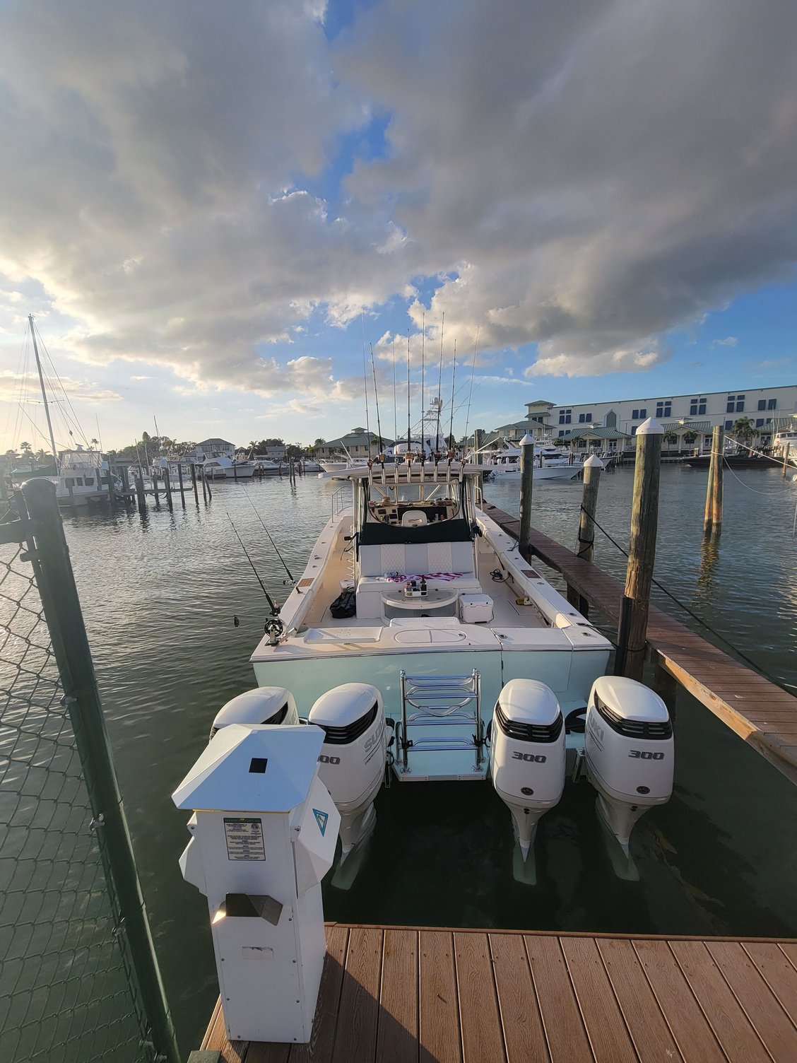 The Hull Truth - Boating and Fishing Forum - Calcutta 360/390 Cat ...