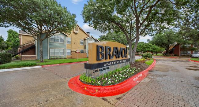 Bravo Reviews - Arlington, TX | 2108 Calais Way | 238 Apartment Reviews ...