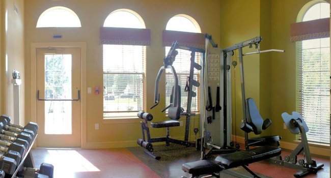 Vista Place Reviews - Russellville, AR | 821 E O St | 1 Apartment Reviews