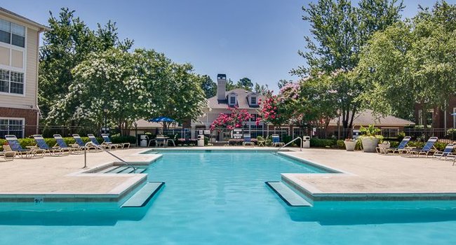 Ashborough Apartments Reviews - Raleigh, NC | 5406 View Crest Way | 148 ...