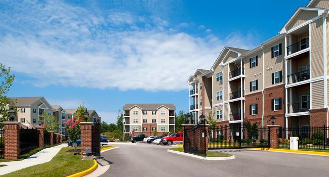 Meridian Watermark Reviews - Richmond, VA | 6500 Caymus Way | 42 ...